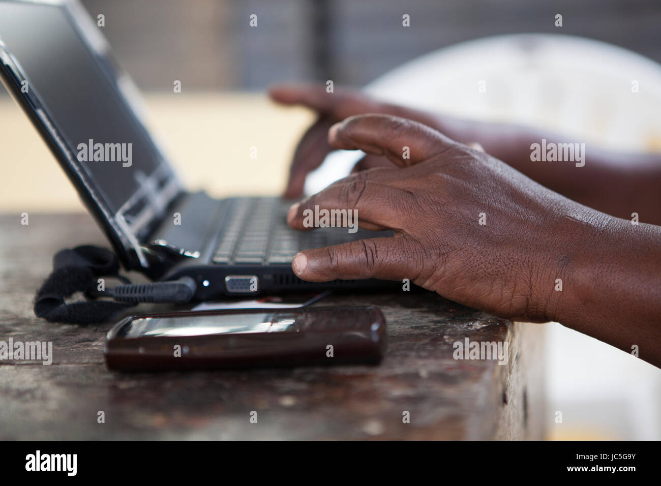 African entrepreneur business keys hi-res stock photography and images ...