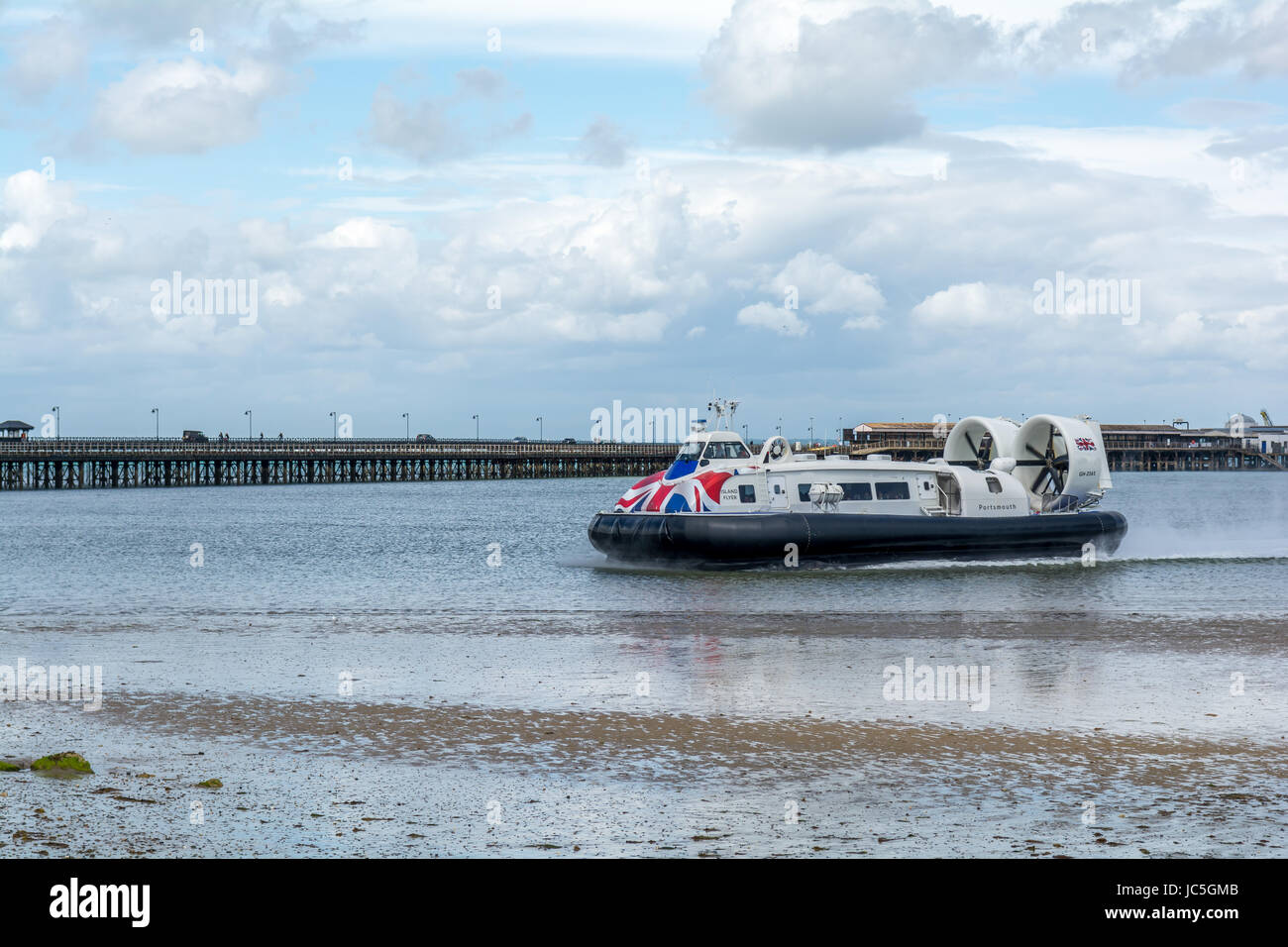 Isle of Wight Hovercraft Stock Photo - Alamy