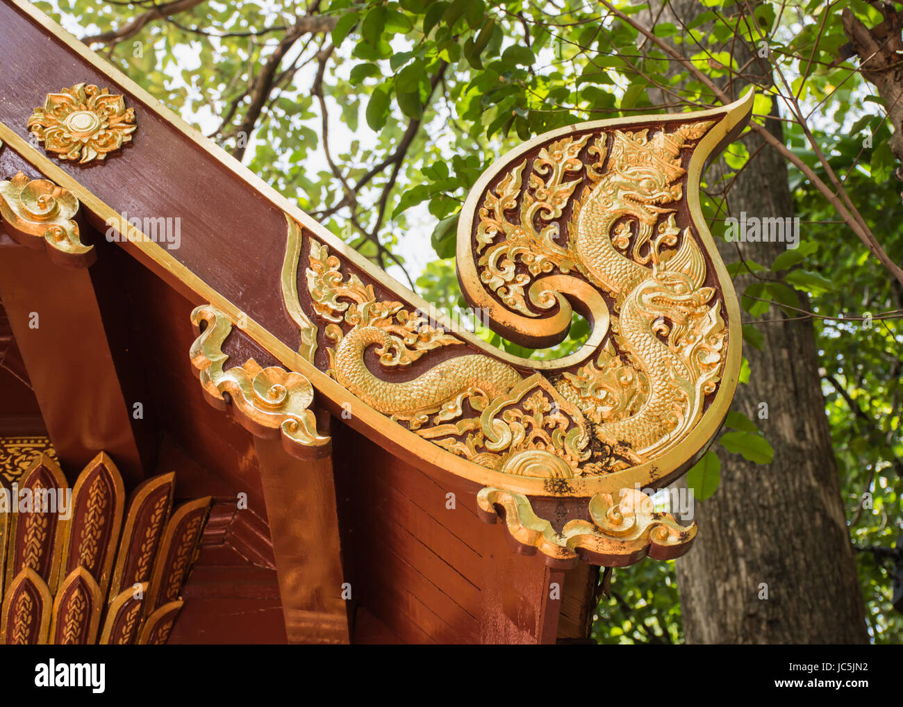 Thailand Temple Roof Gable Stock Photo - Alamy