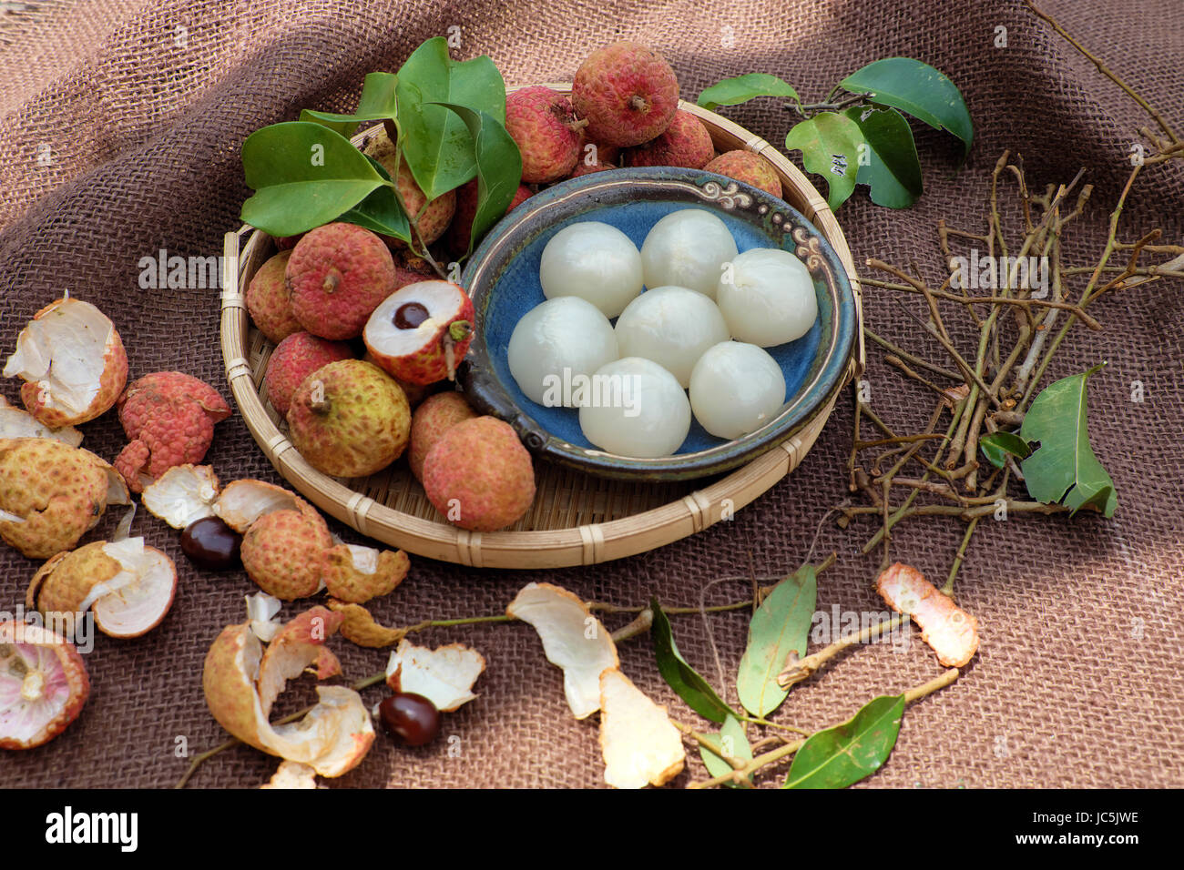 Litchi fruits fruit hi-res stock photography and images - Alamy