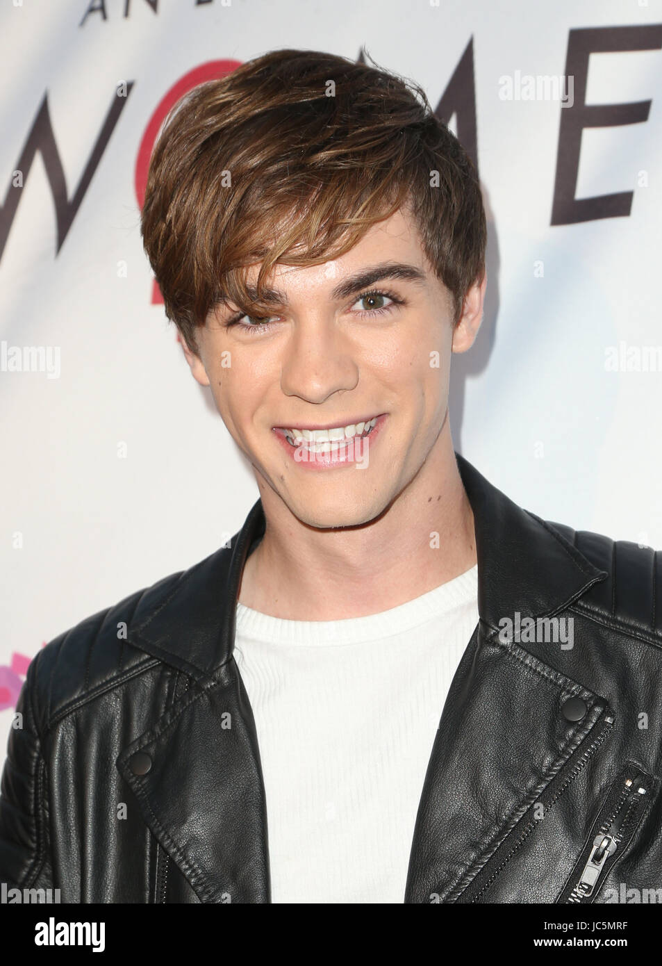 Los Angeles LGBT Center’s An Evening with Women Featuring: Jordan Doww ...