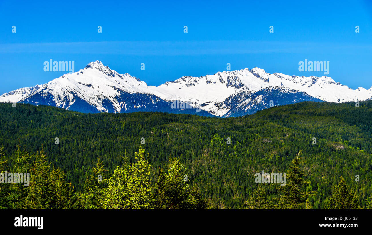 Tantalus Mountain Range from a viewpoint along the Sea to Sky Highway ...