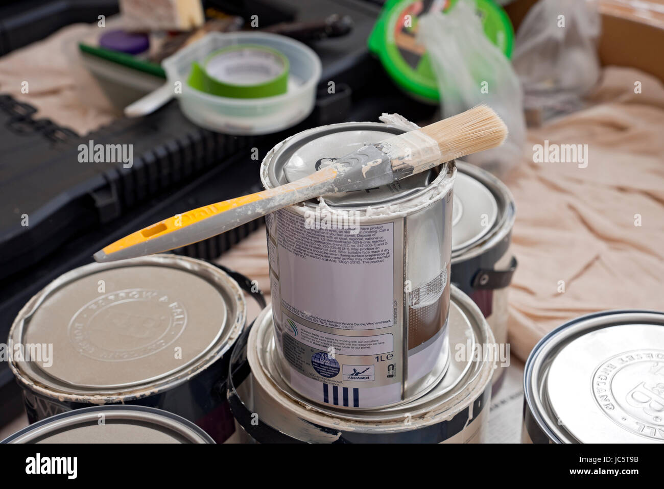 Interior paint cans hi-res stock photography and images - Alamy