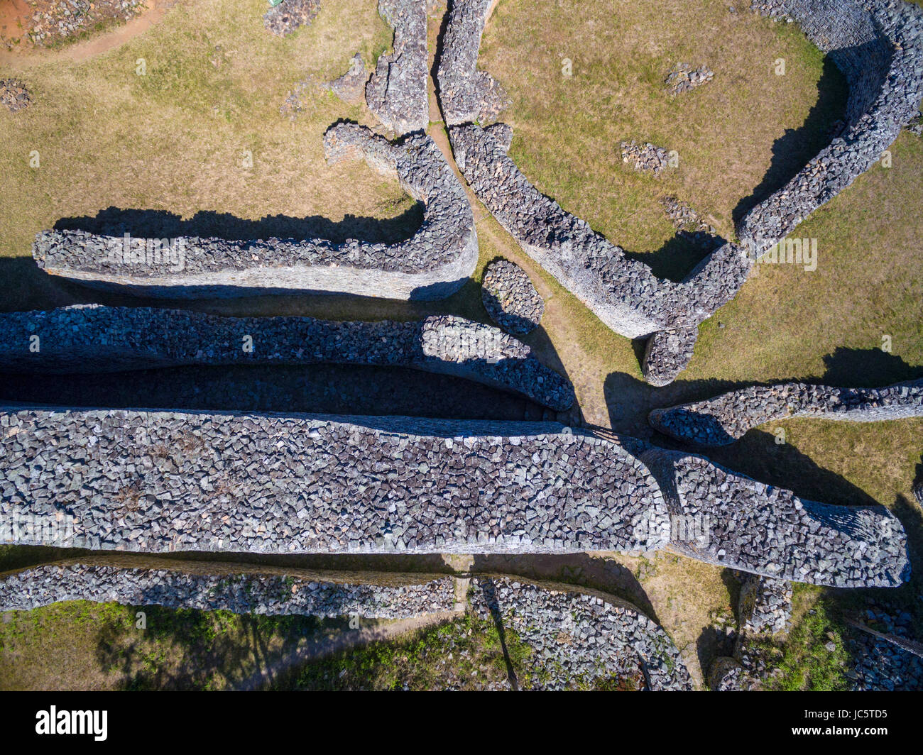 An aerial view of the Great Enclosure at Great Zimbabwe Stock Photo - Alamy