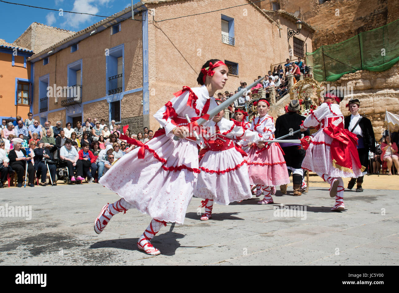 Cetina, Spain. 19th May, 2017. A 'danzante' girl dancing with a wodden ...