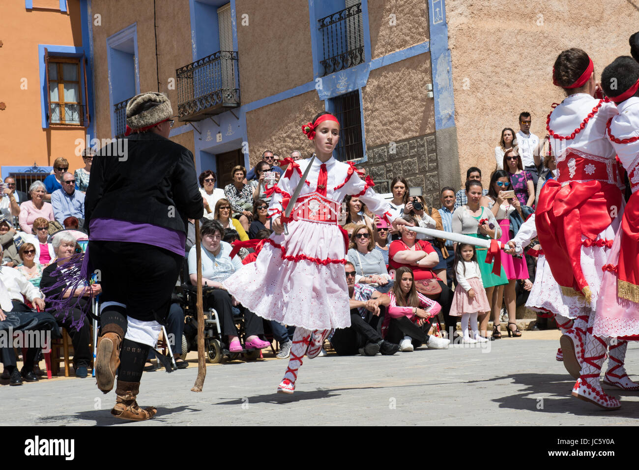Cetina, Spain. 19th May, 2017. A 'danzante' girl dancing with a wodden ...