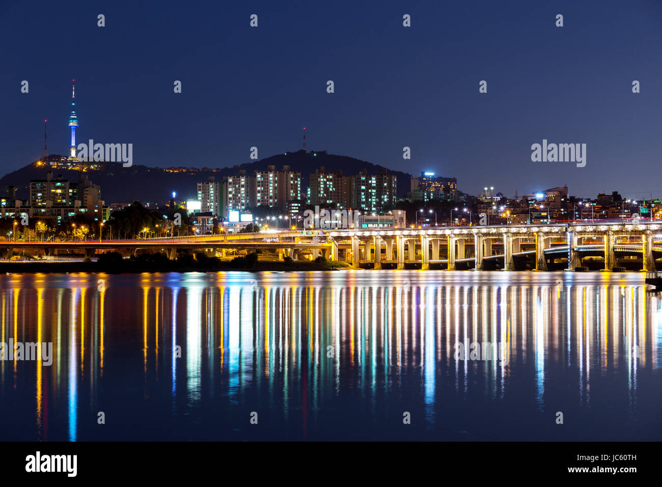 Skyline seoul korea high rise apartment hi-res stock photography and ...