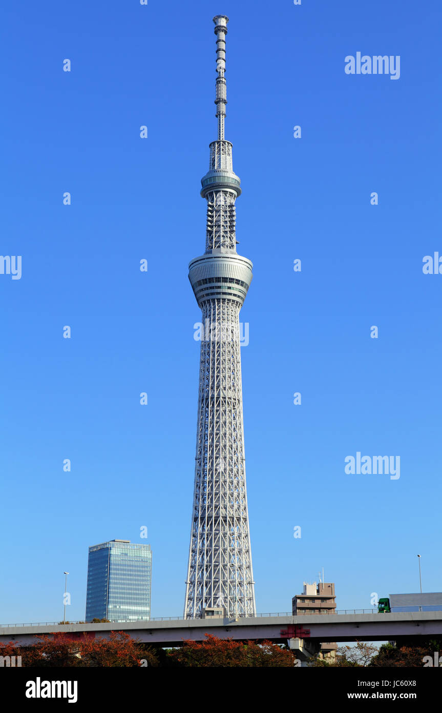 Japanese radio tower Stock Photo - Alamy