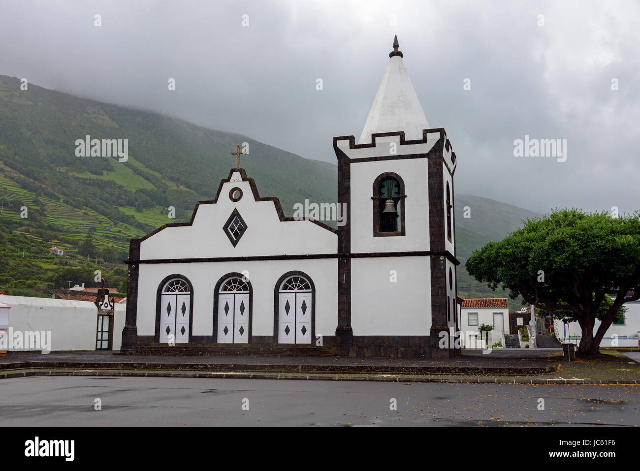 Santo amaro church hi-res stock photography and images - Alamy