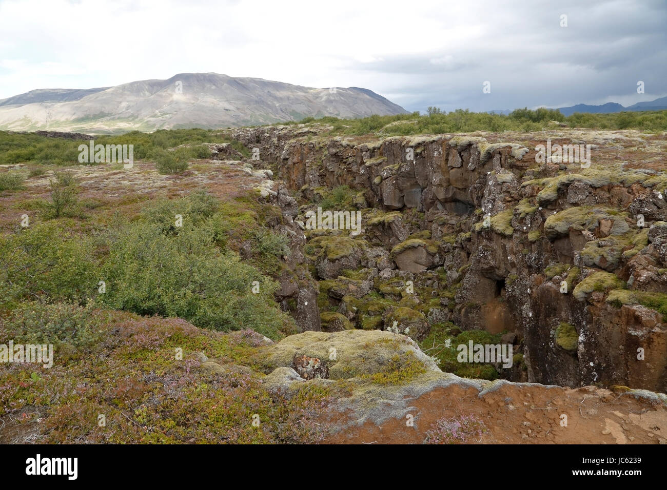 basalt formation from magma eruption and splitting of earth;s crust ...