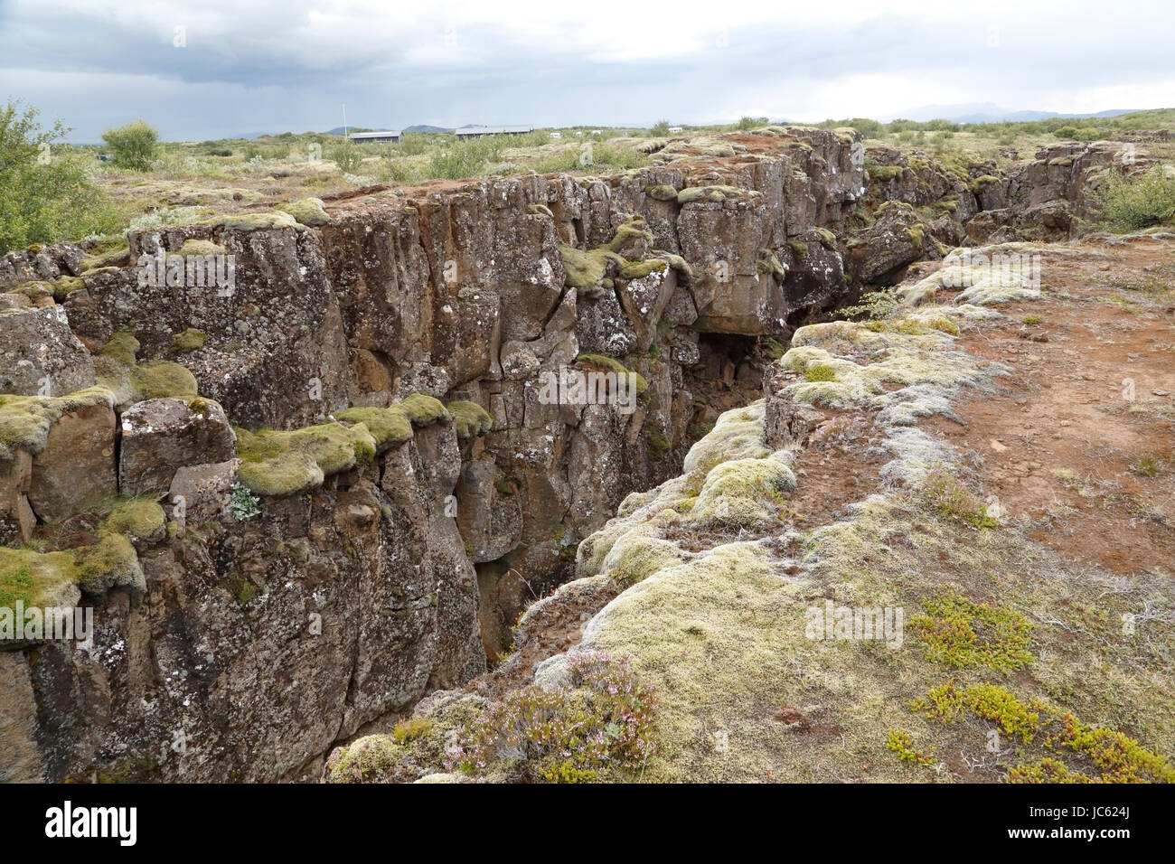 basalt formation from magma eruption and splitting of earth;s crust ...