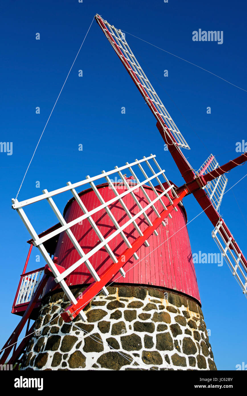 Windmill, Sao Joao, Pico, the Azores, Portugal / windmill, mill, mill ...