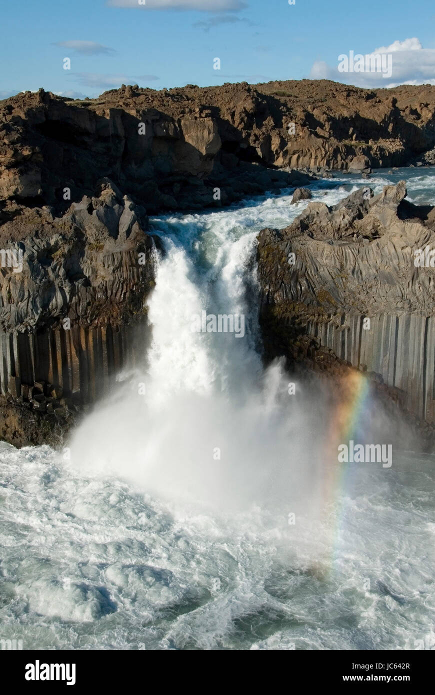 Europe, Iceland, waterfall Aldeyjarfoss, river Skjalfandafljot, in the ...
