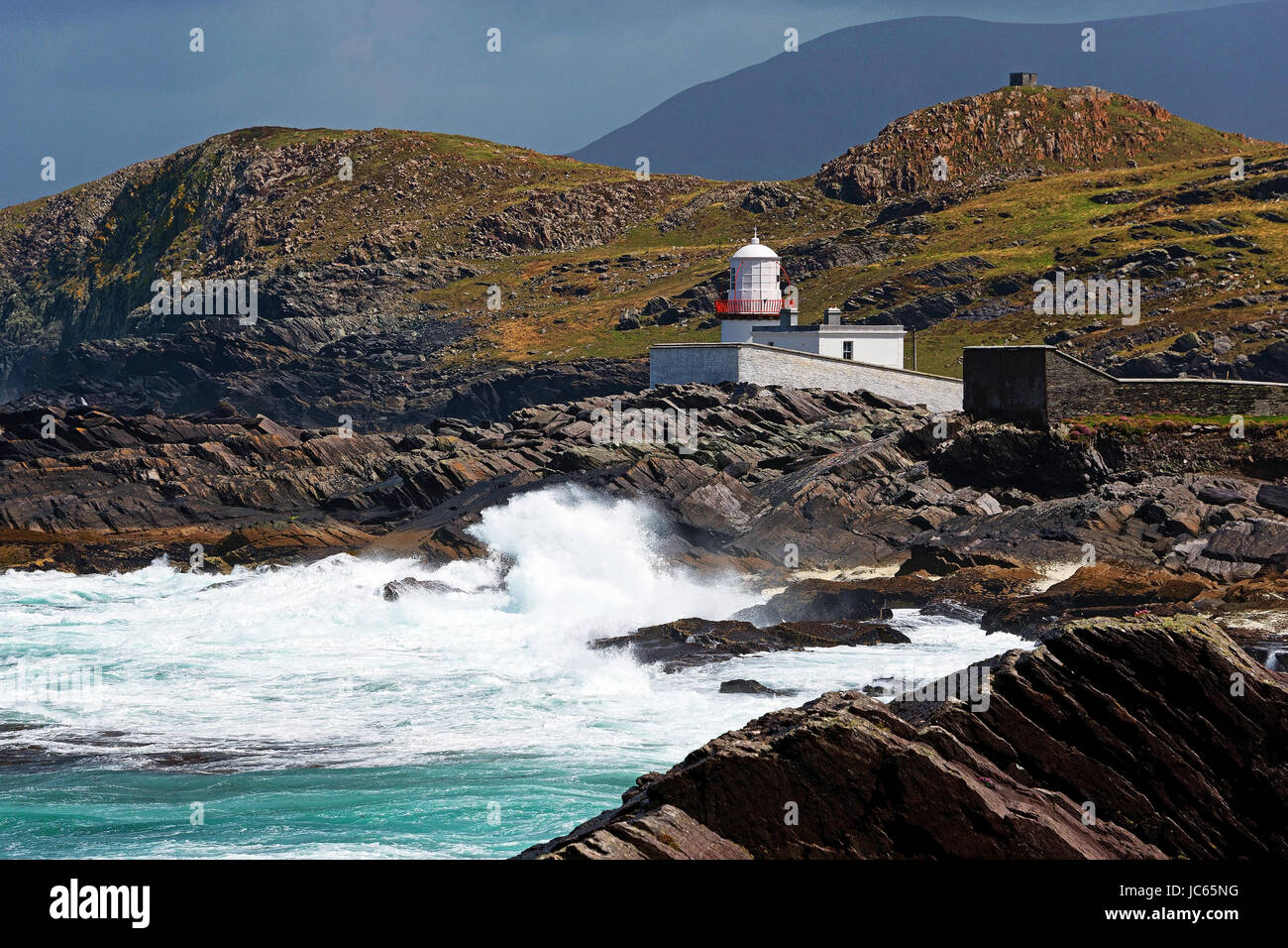 Lighthouse of Valentia, Valentia Iceland, The Skellig ring, Ireland ...