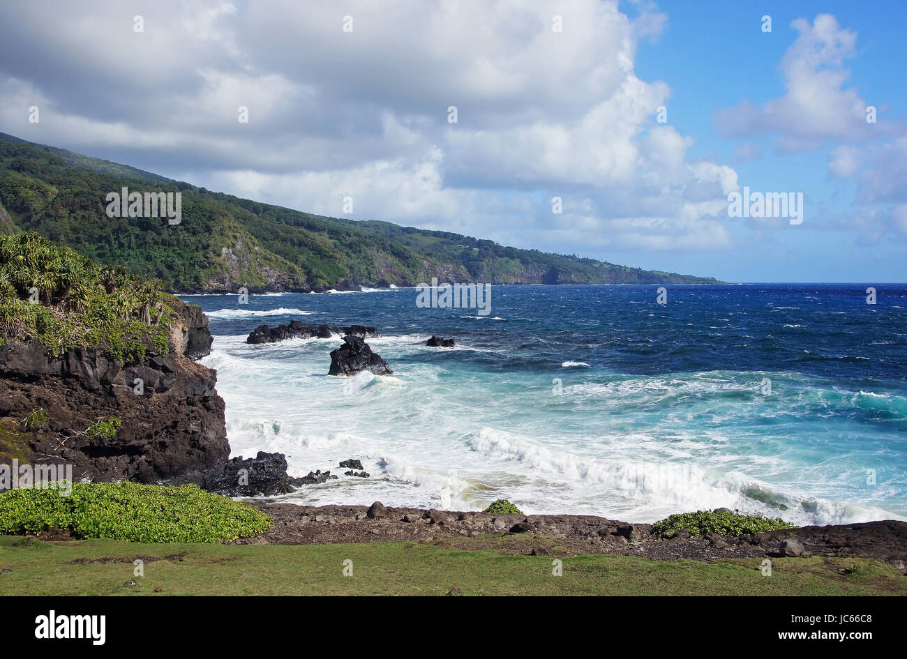 Hawaii is an island chain in the Pacific Ocean and since 1959 the 50th ...