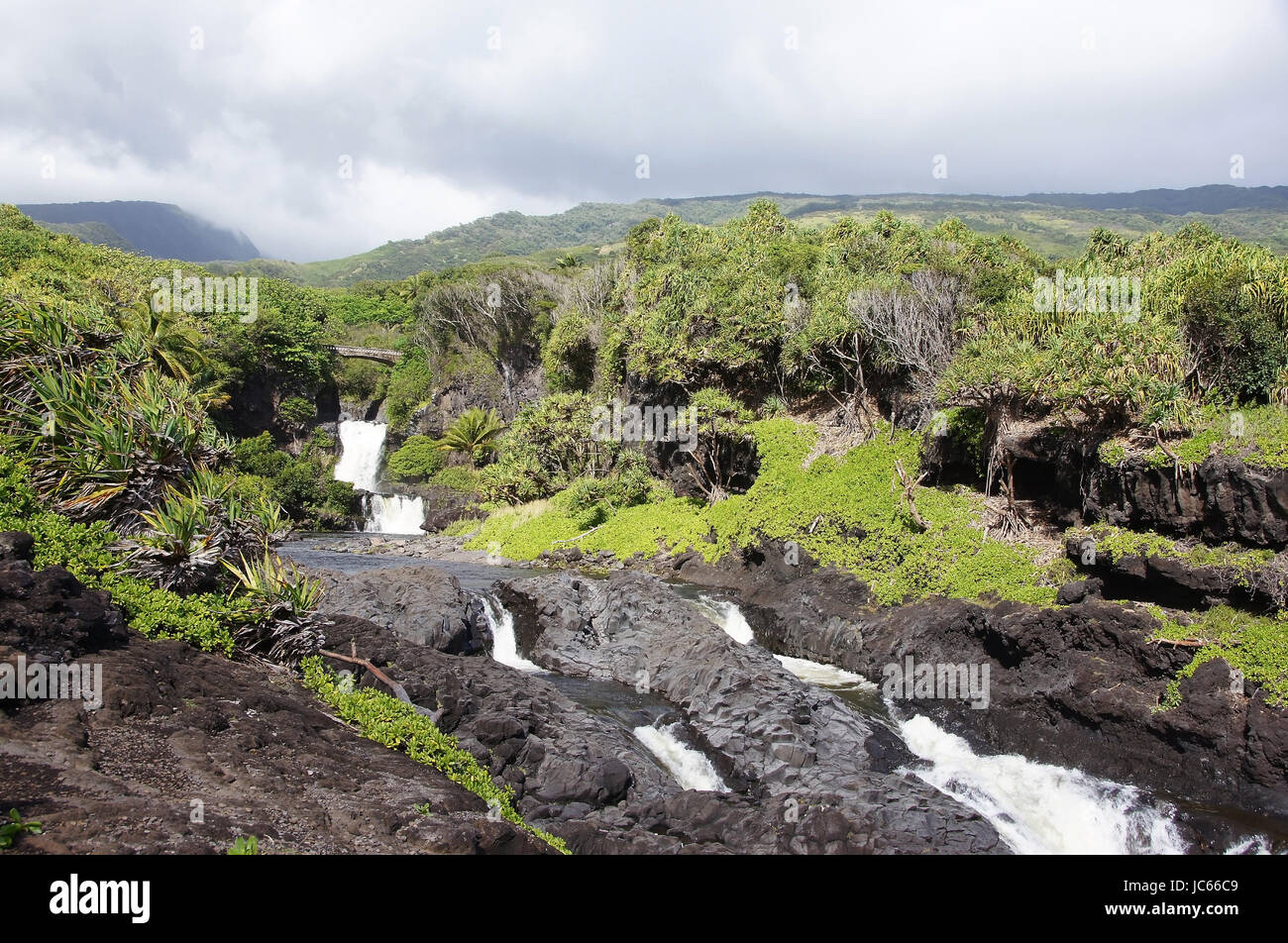 Hawaii is an island chain in the Pacific Ocean and since 1959 the 50th ...