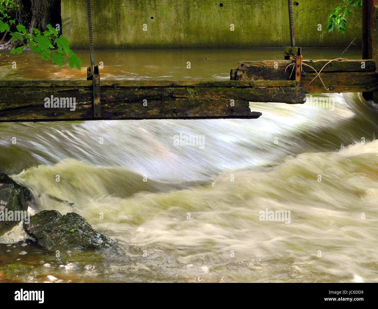 flood on dam Stock Photo - Alamy