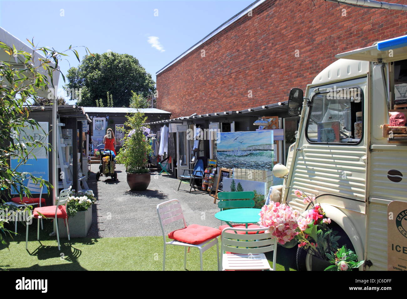 Draper’s yard hi-res stock photography and images - Alamy