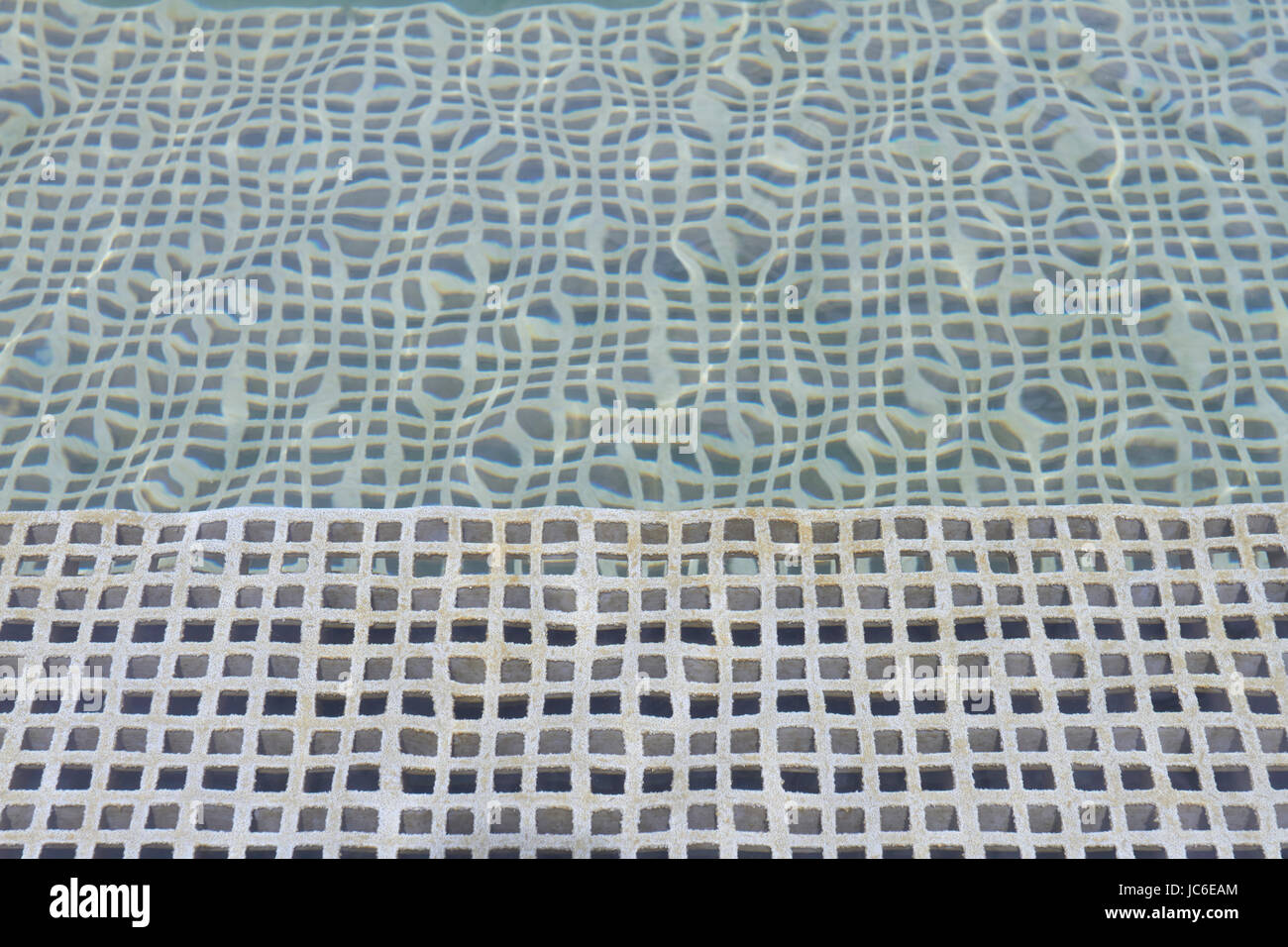 grid in the water Stock Photo - Alamy