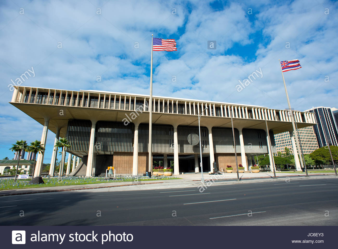 Hawaii State Capitol Building Stock Photos & Hawaii State Capitol ...