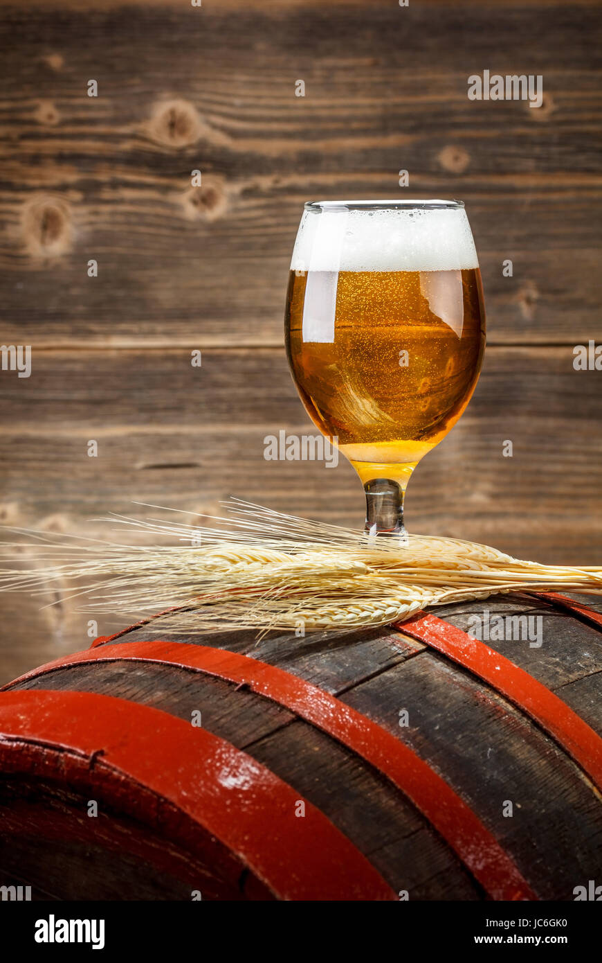Beer barrel with beer glass Stock Photo - Alamy