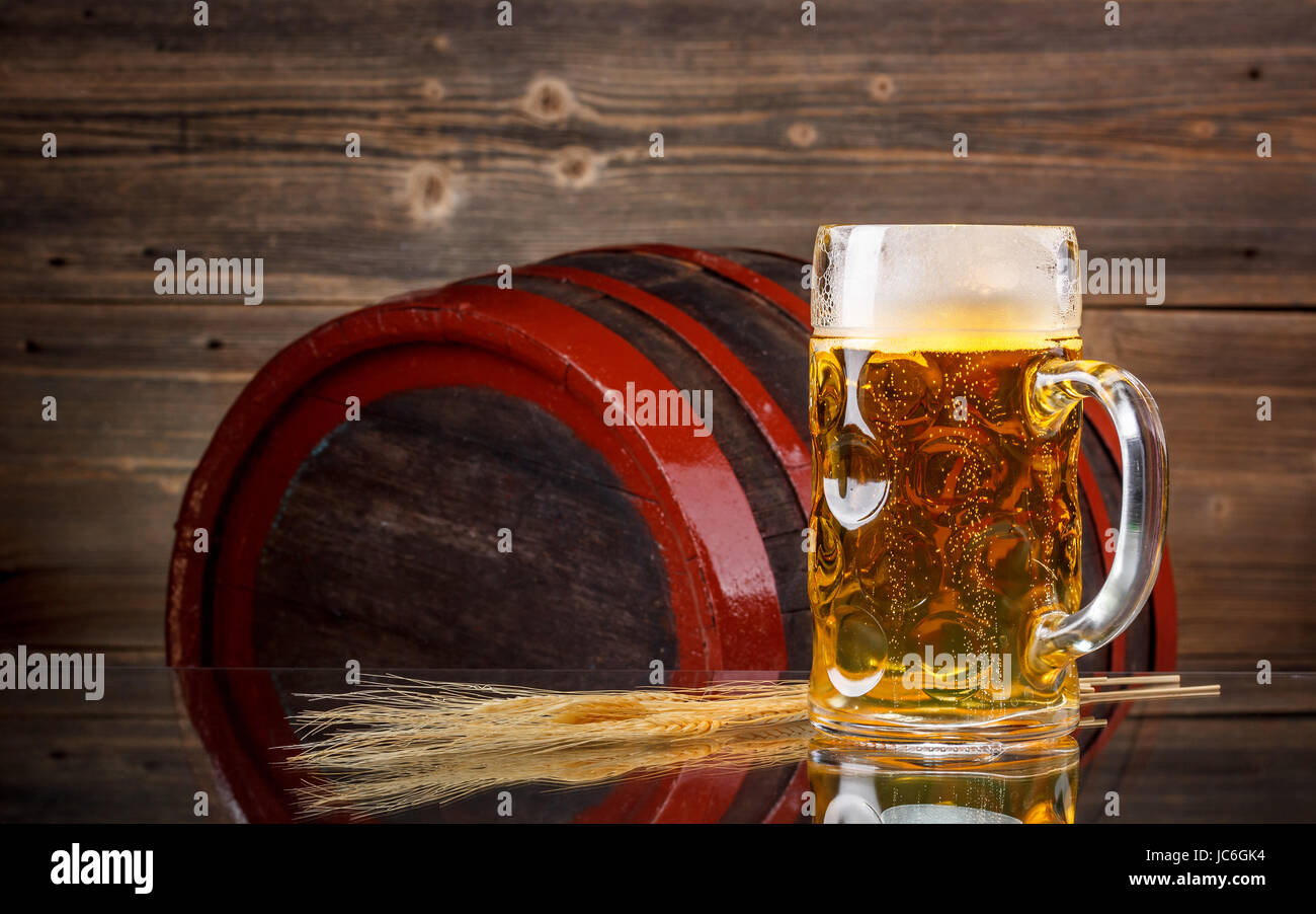 Beer barrel with beer glass Stock Photo - Alamy