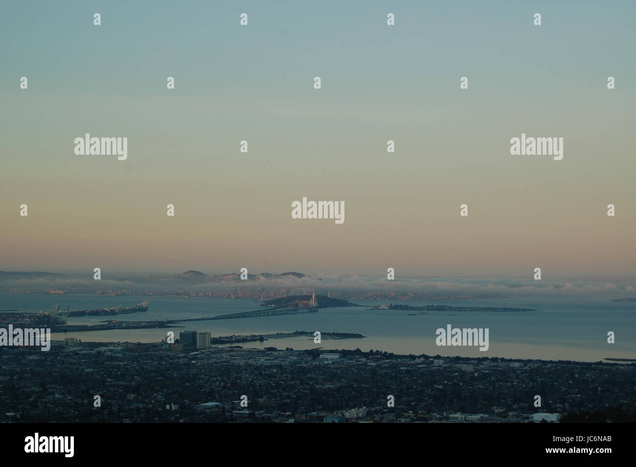 Sunset view of the San Francisco Bay Area from the Oakland Hills Stock ...