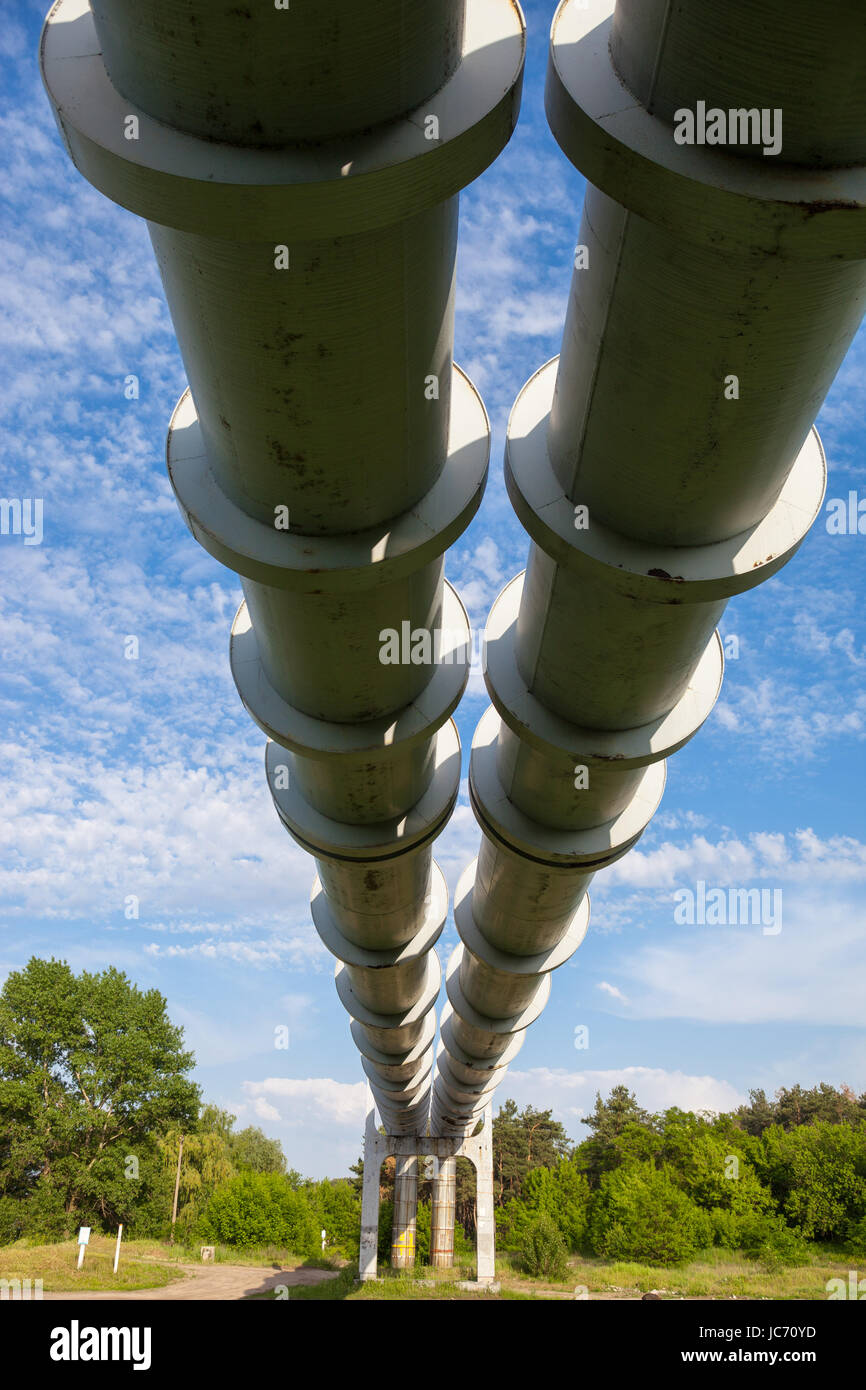 Elevated piping hi-res stock photography and images - Alamy