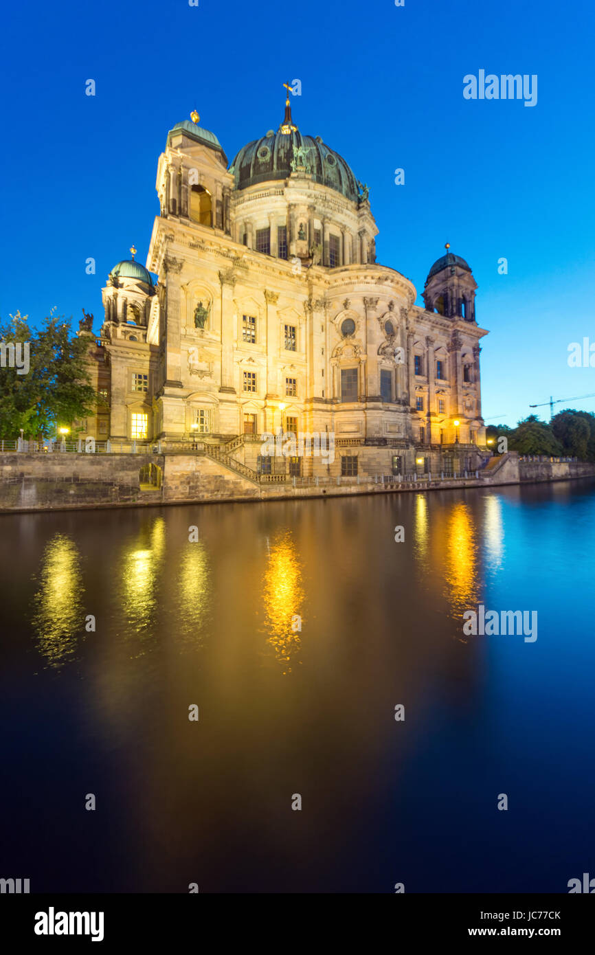 Backside lighted hi-res stock photography and images - Alamy