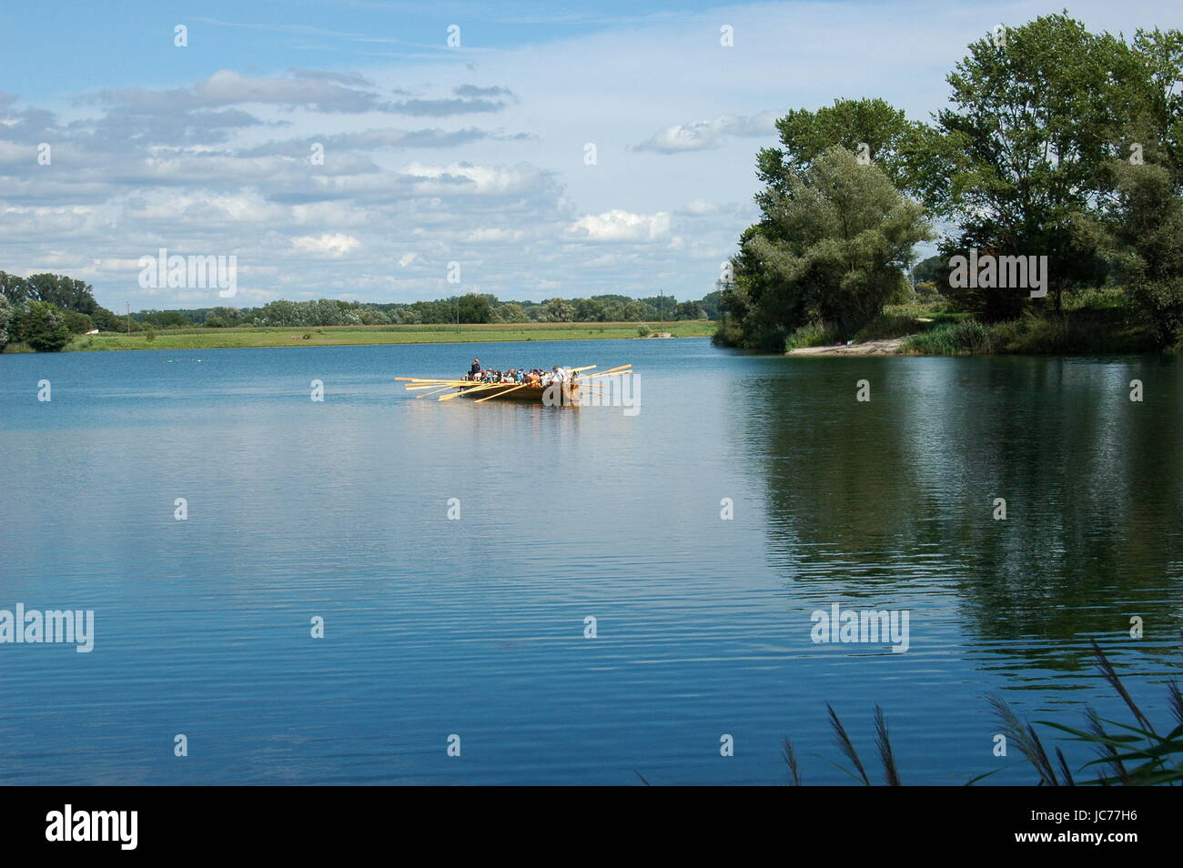 Roman warship hi-res stock photography and images - Alamy