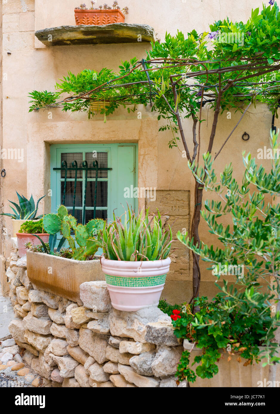Lavendel wand hi-res stock photography and images - Alamy
