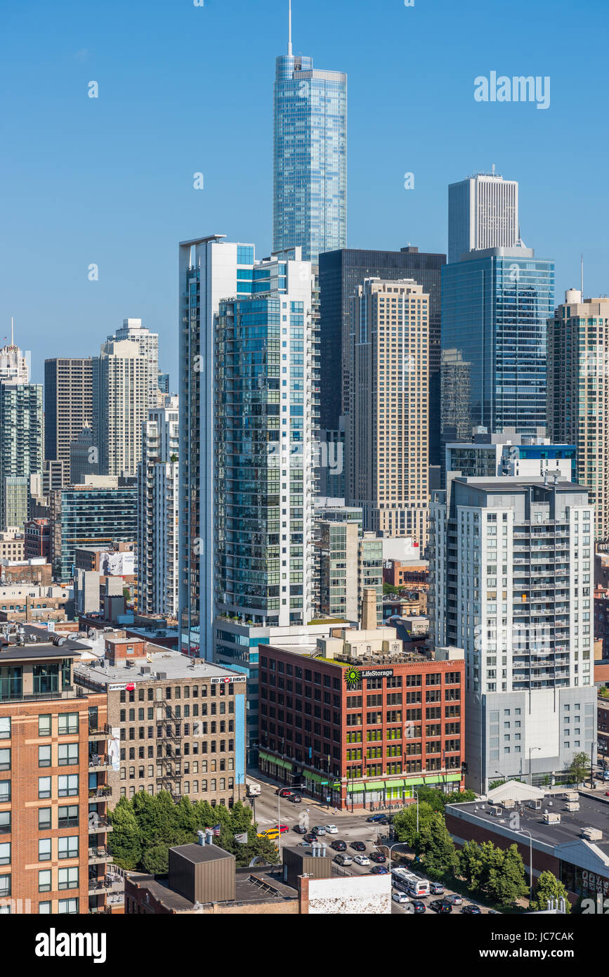 Real estate skyline hi-res stock photography and images - Alamy