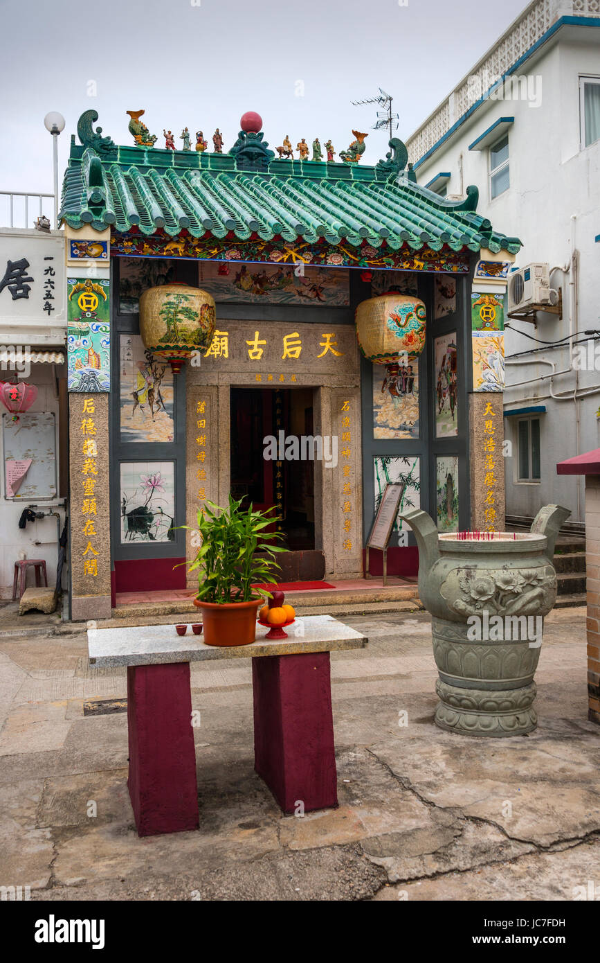 Tin village hi-res stock photography and images - Alamy