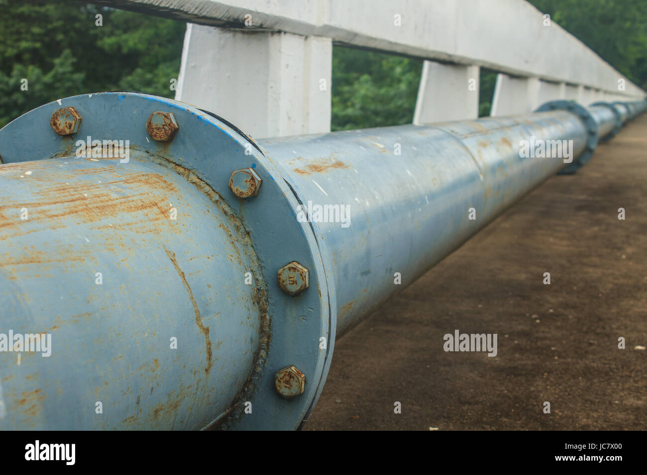 Pipeline on bridge hi-res stock photography and images - Alamy