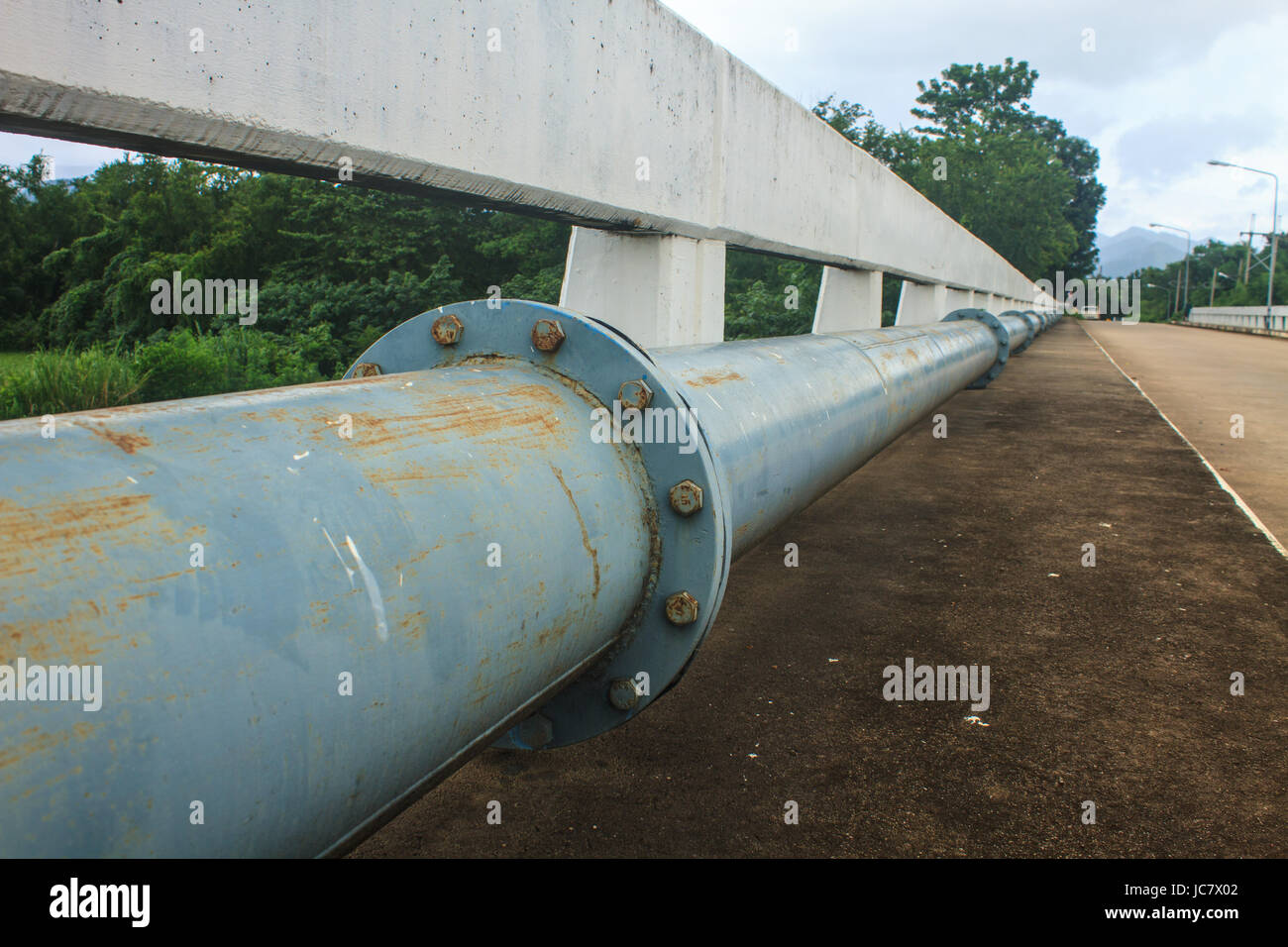 Pipeline on bridge hi-res stock photography and images - Alamy
