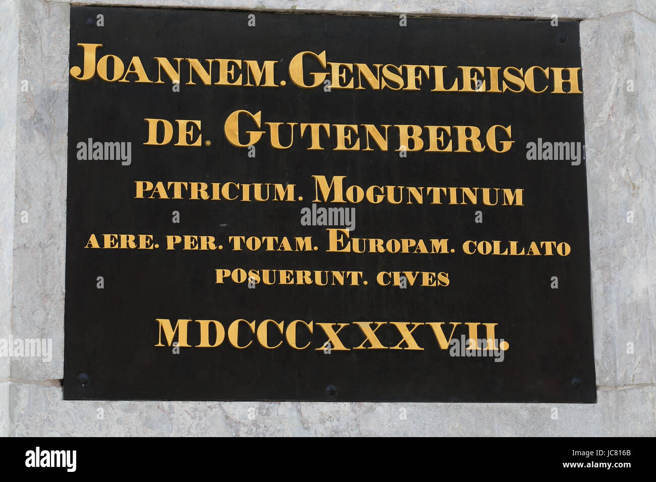 Statue of Johannes Gutenberg on Gutenberg platz in Mainz, Germany Stock ...