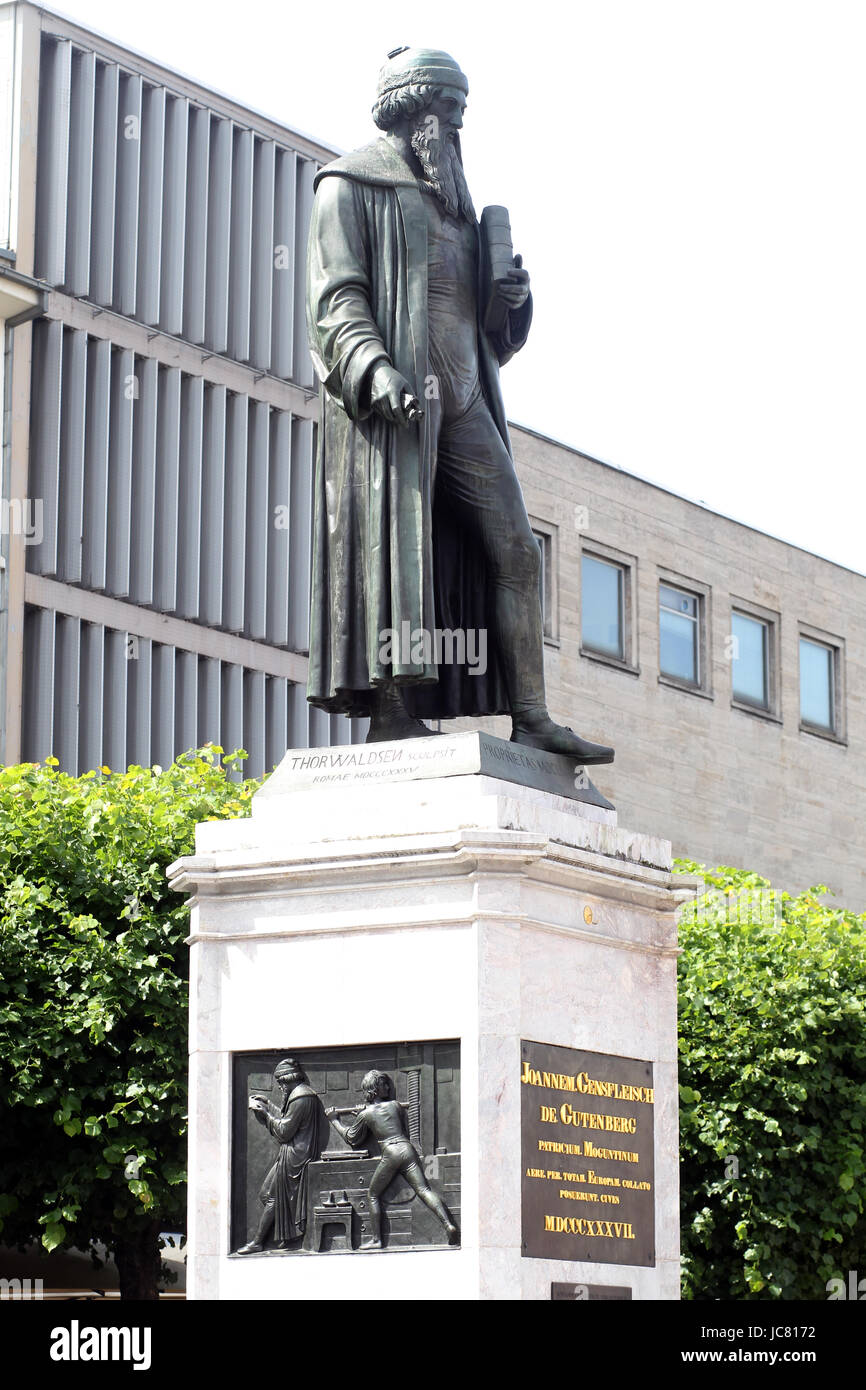 Gutenberg plaza hi-res stock photography and images - Alamy
