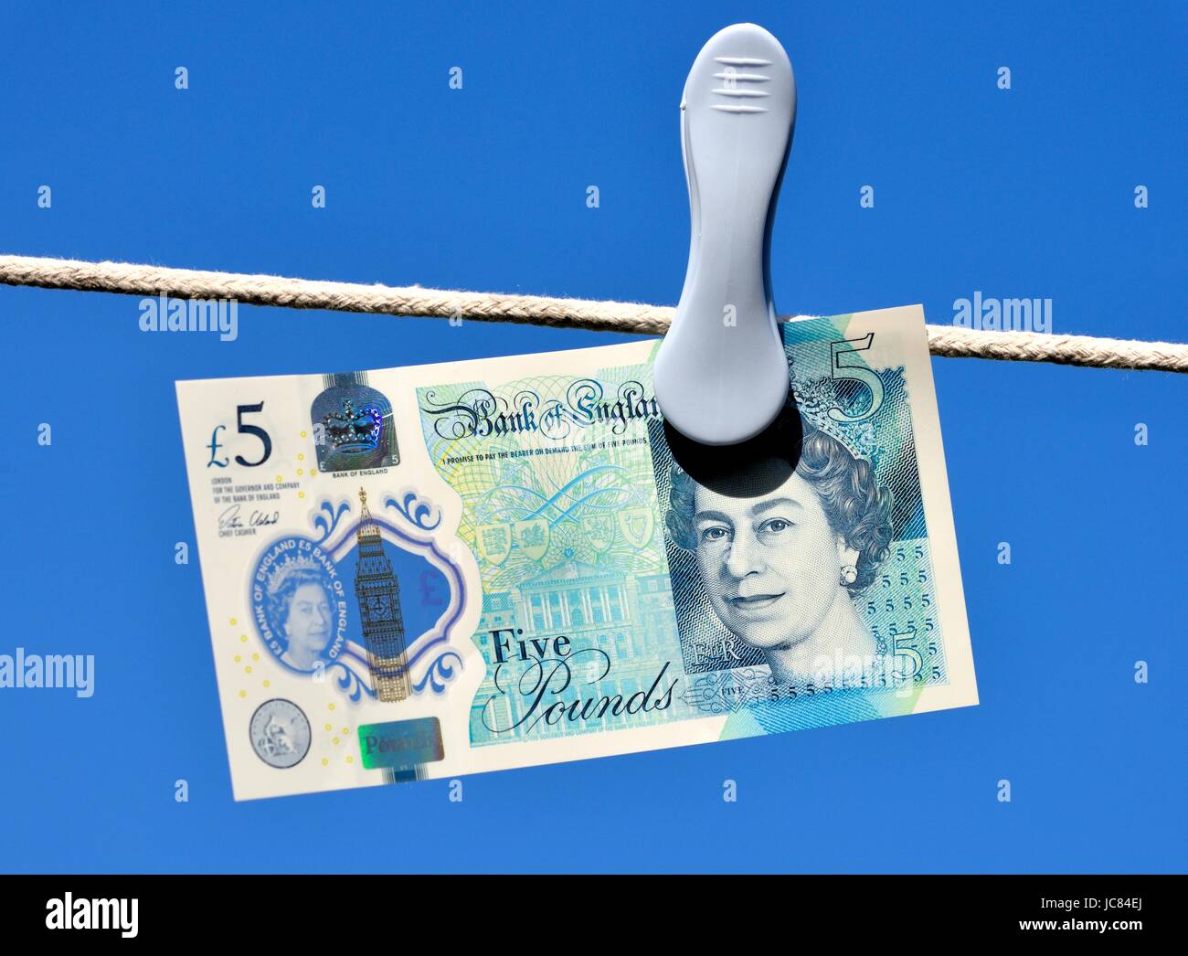 Pegged note hi-res stock photography and images - Alamy