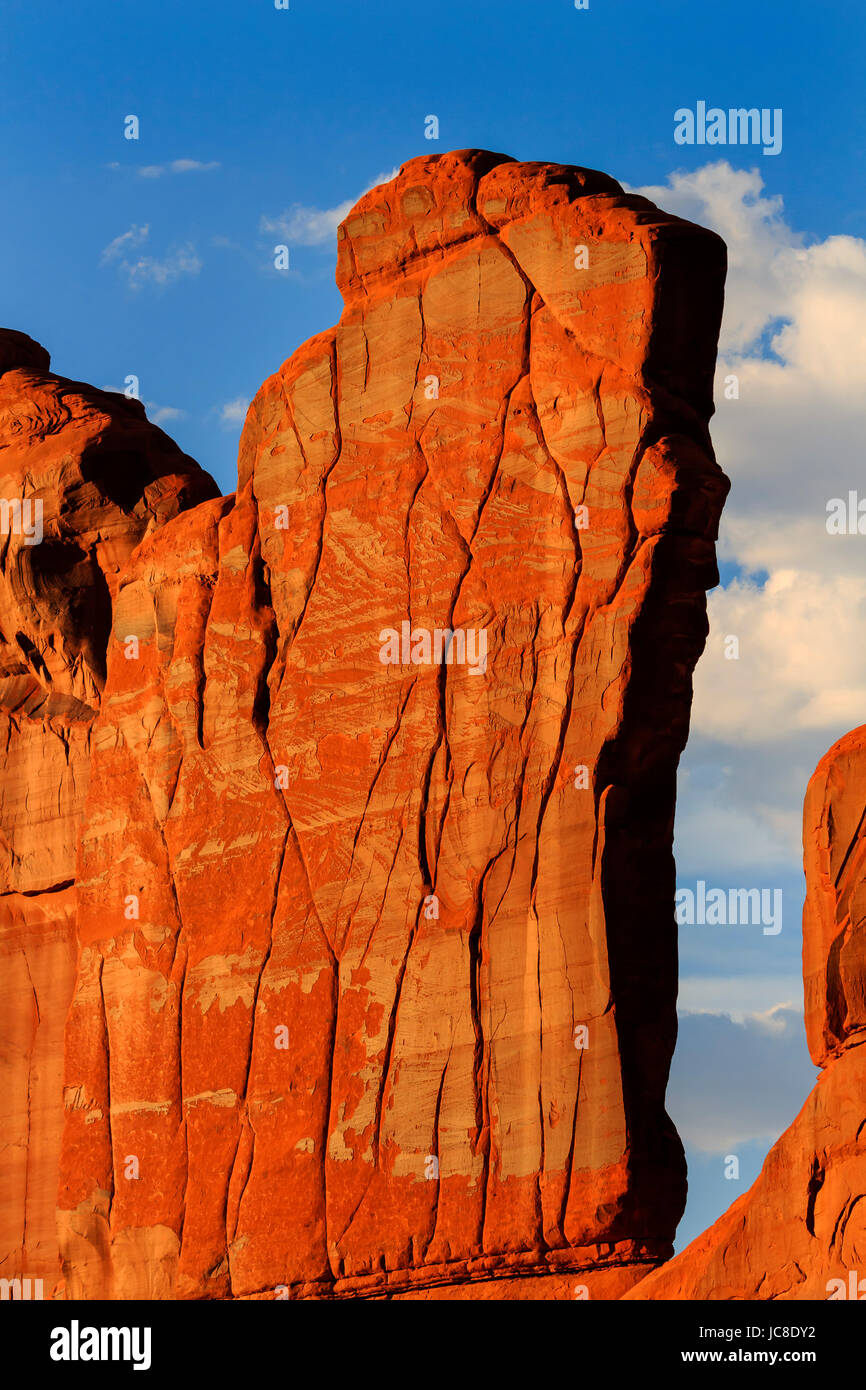 Orange Rock Wall Patterns Park Avenue Section Arches National Park Moab ...