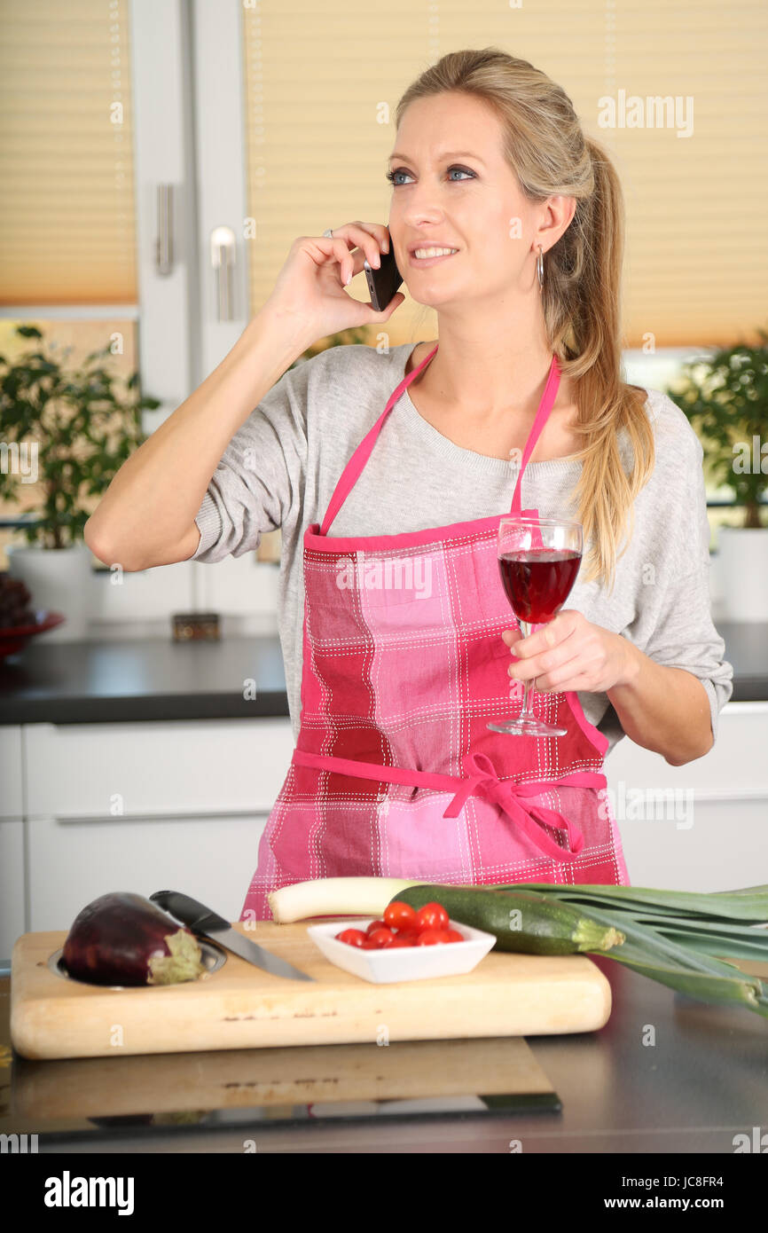 woman in kitchen Stock Photo - Alamy