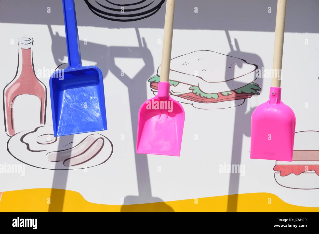 Kids spades hi-res stock photography and images - Alamy