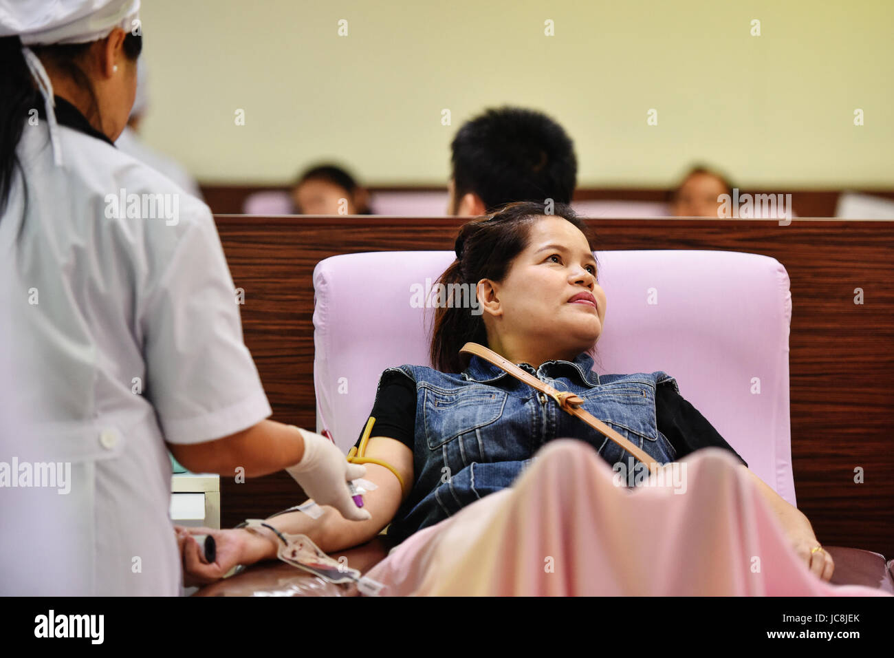 Thai blood donor hi-res stock photography and images - Alamy