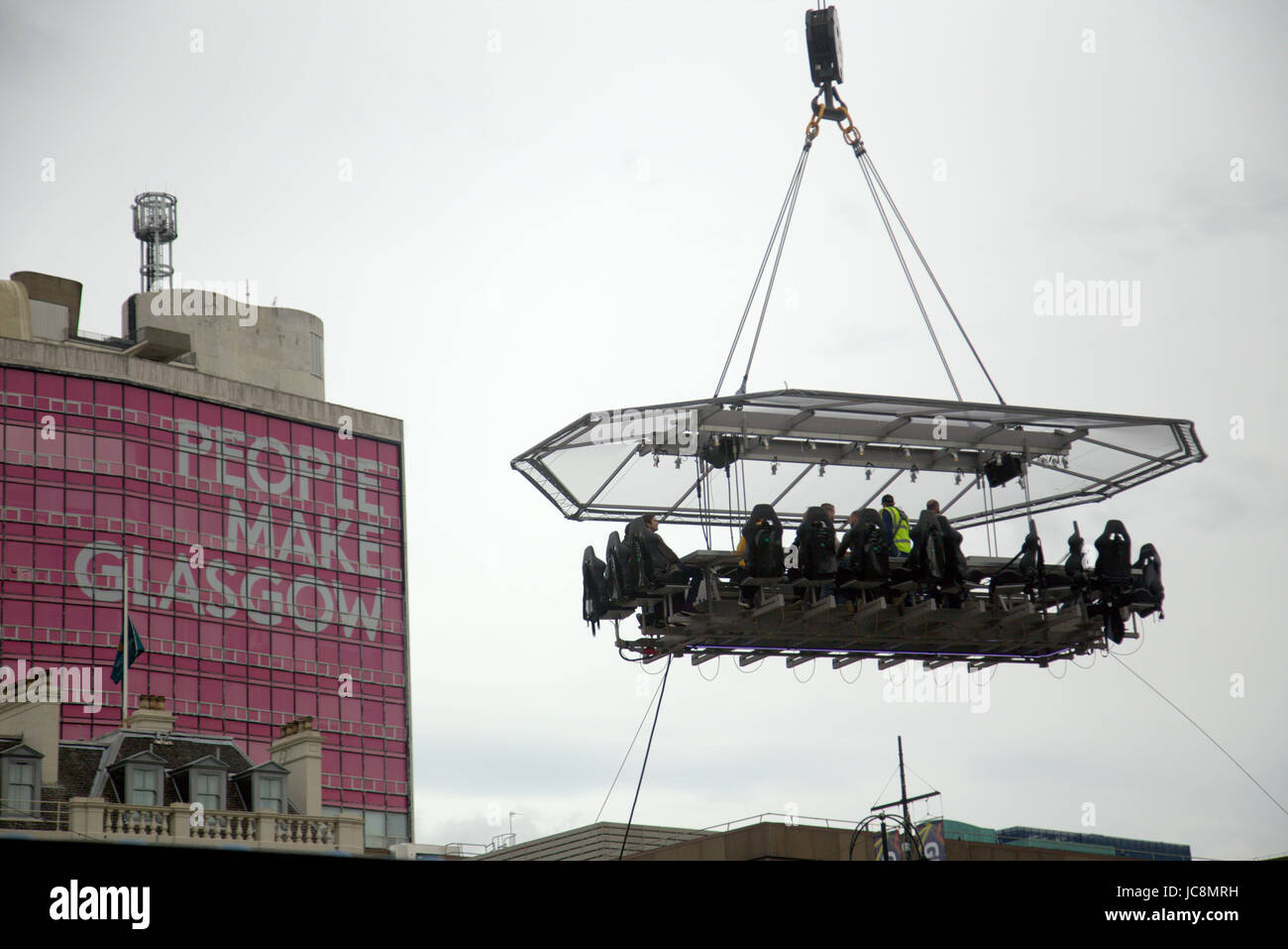 Rooftop uk dinner hi-res stock photography and images - Alamy