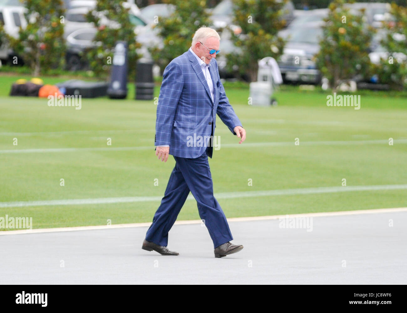 Dallas cowboys team owner jerry hi-res stock photography and images - Alamy