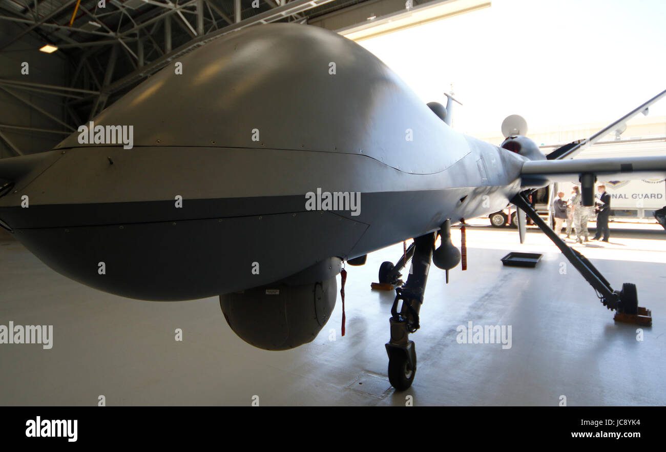 Mq 9 reaper drone hi-res stock photography and images - Alamy
