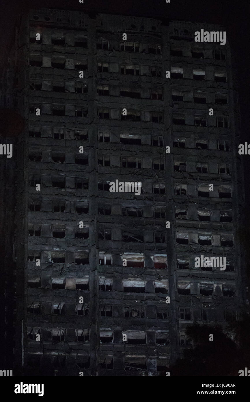 Grenfell tower cladding before fire hi-res stock photography and images ...