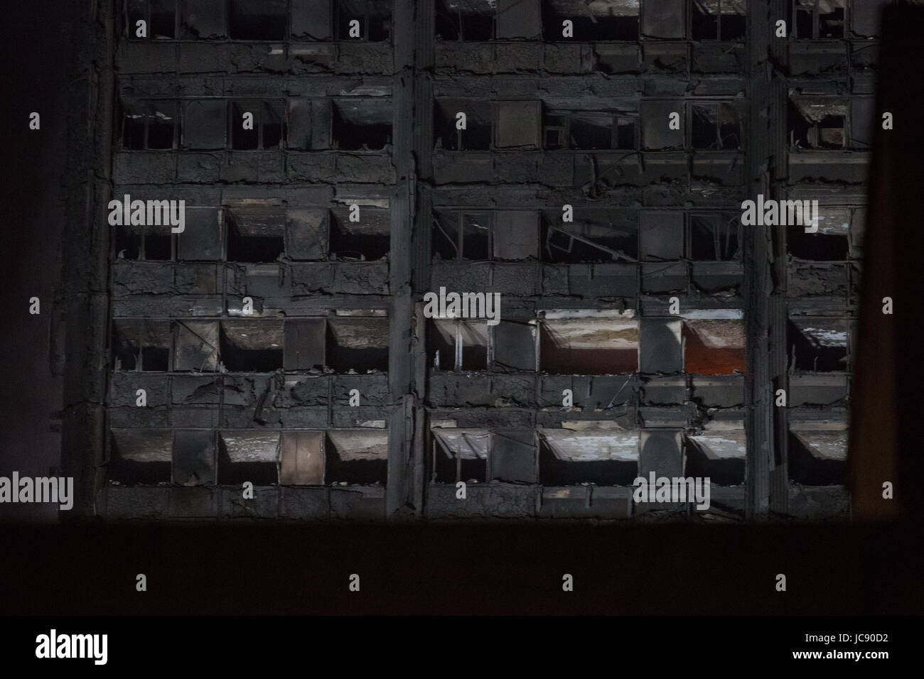 Tower block flats uk inside hi-res stock photography and images - Alamy