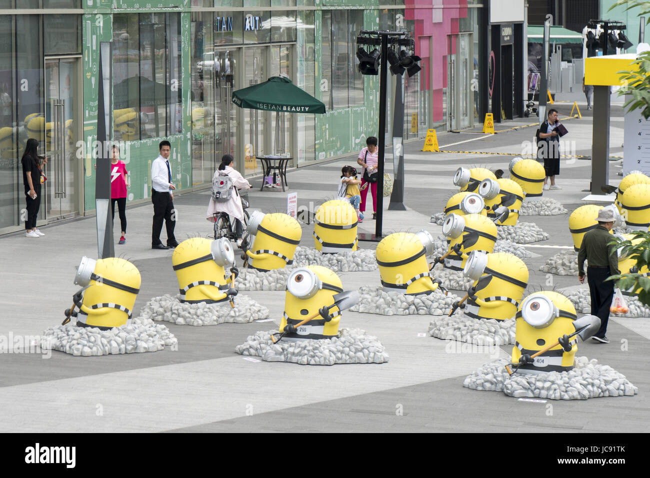 Minions despicable me 3 hi-res stock photography and images - Alamy