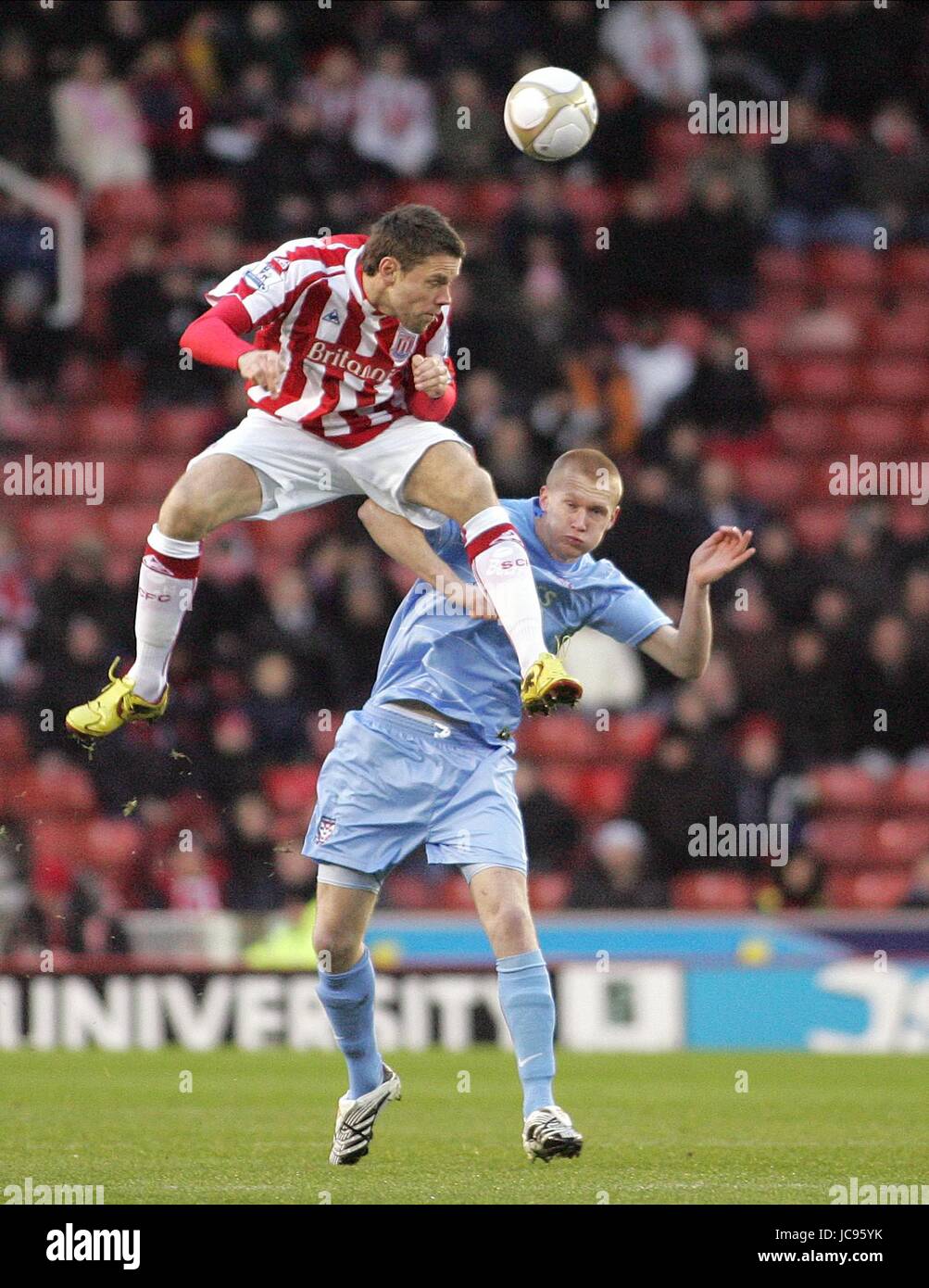 Levi stadium hi-res stock photography and images - Alamy
