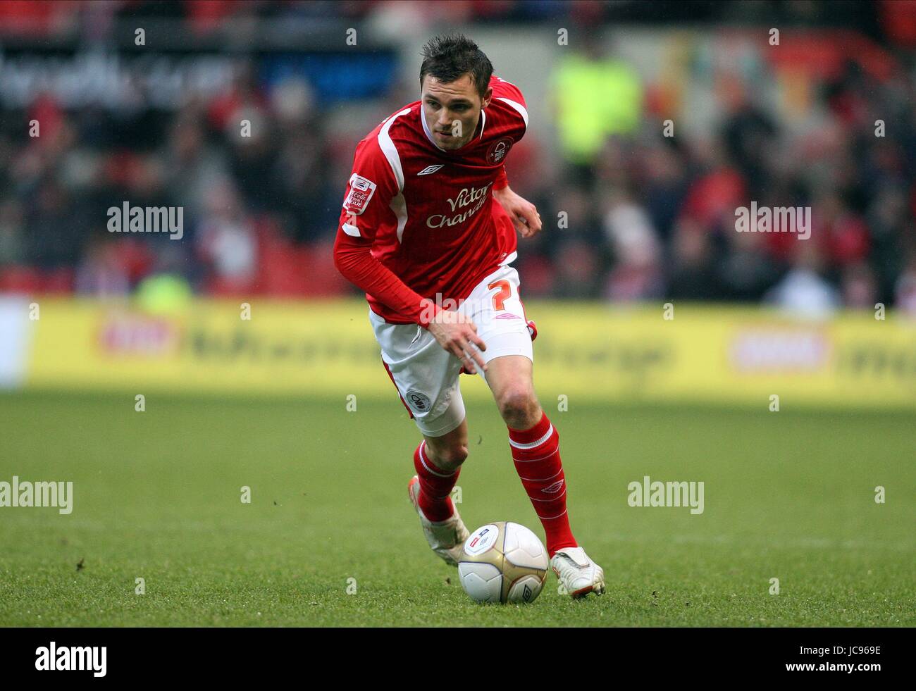PAUL ANDERSON NOTTINGHAM FOREST FC CITY GROUND NOTTINGHAM ENGLAND 02 ...